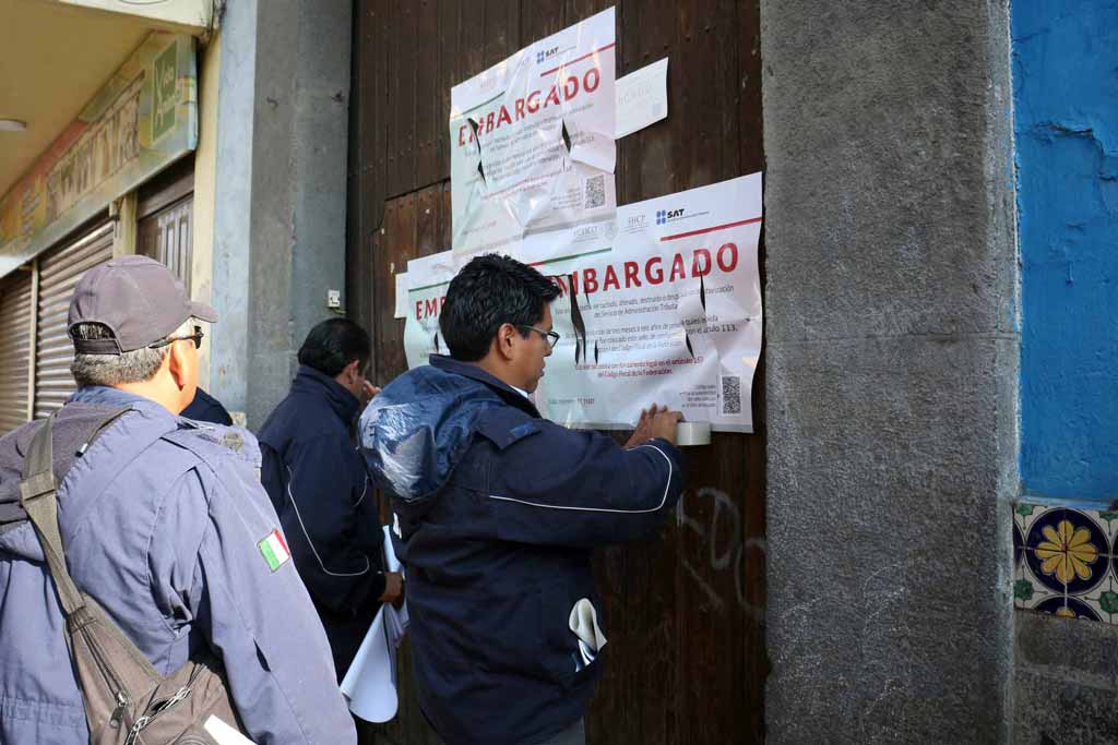 Embargo SAT 2023: ¿pueden retener tu pensión si tienes deudas fiscales?